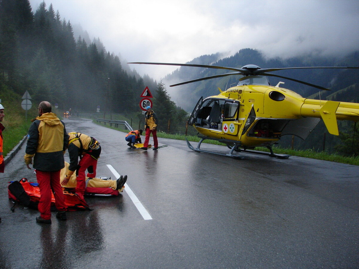 Single Pilot Operations · ICAR – International Commission for Alpine Rescue