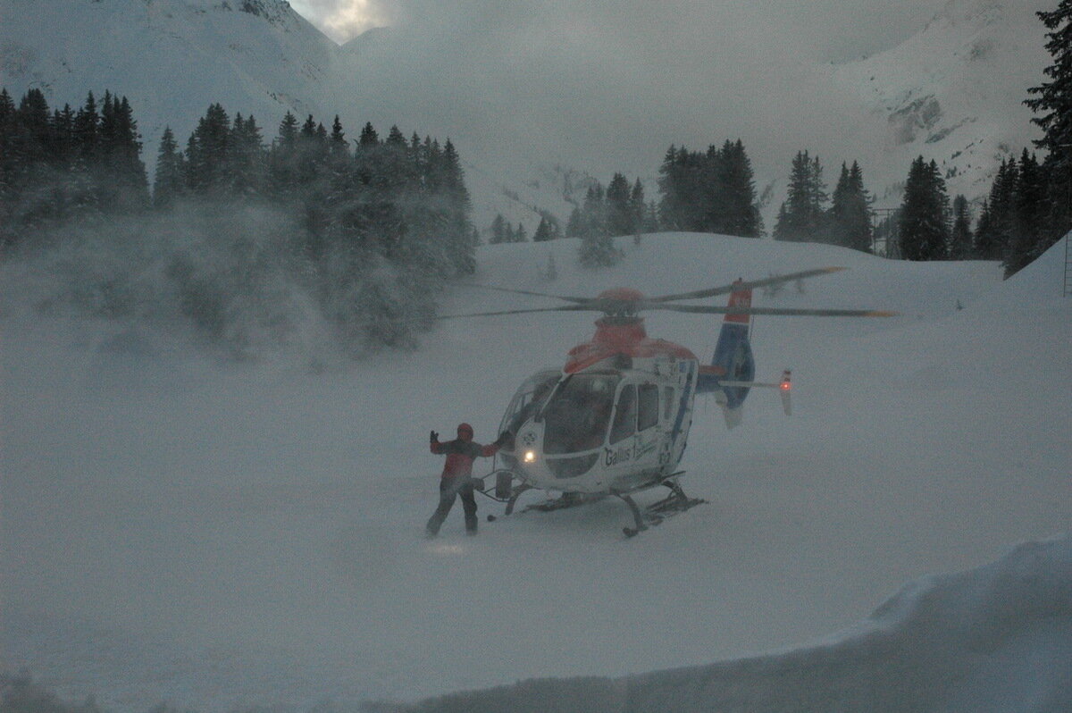 Helicopter Rescue Equipment · ICAR – International Commission for ...